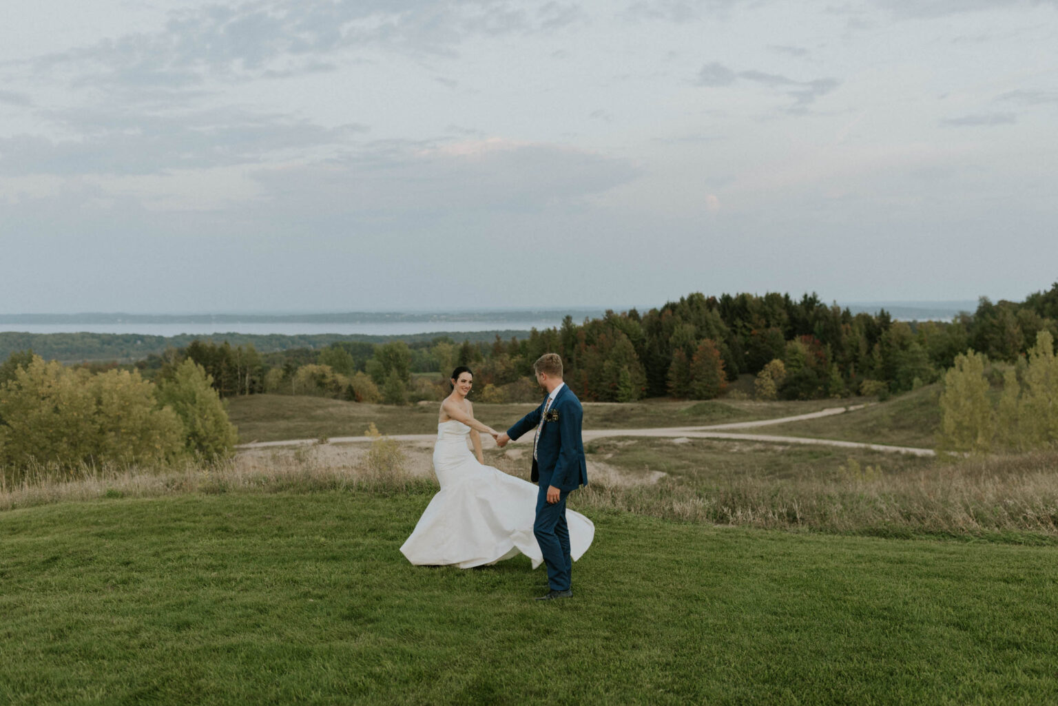 Traverse City Wedding Photographer | Chelsea Erwin Photography